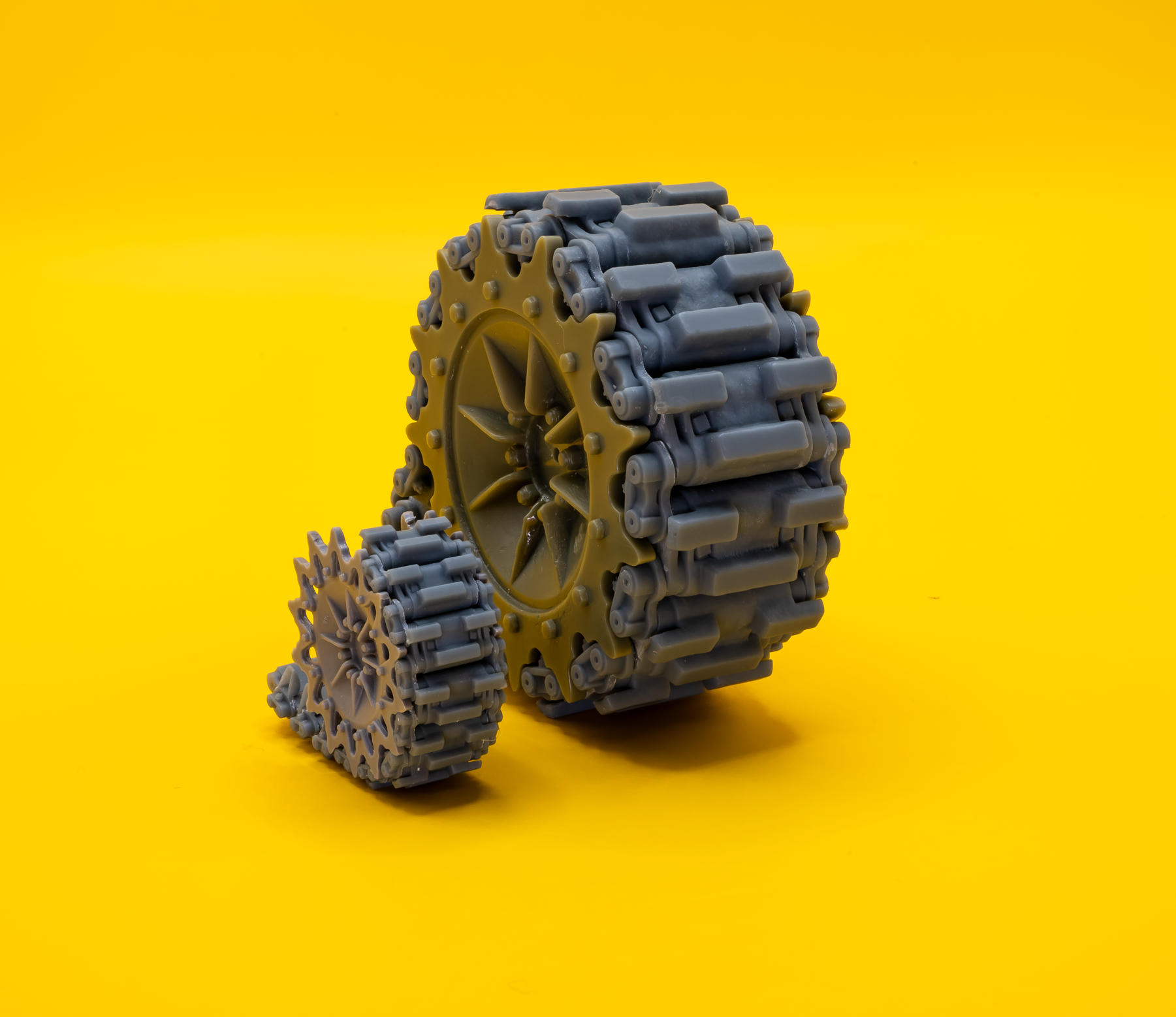 New 1/35 & 1/16 Stuart Track Sets at Doogs Studios